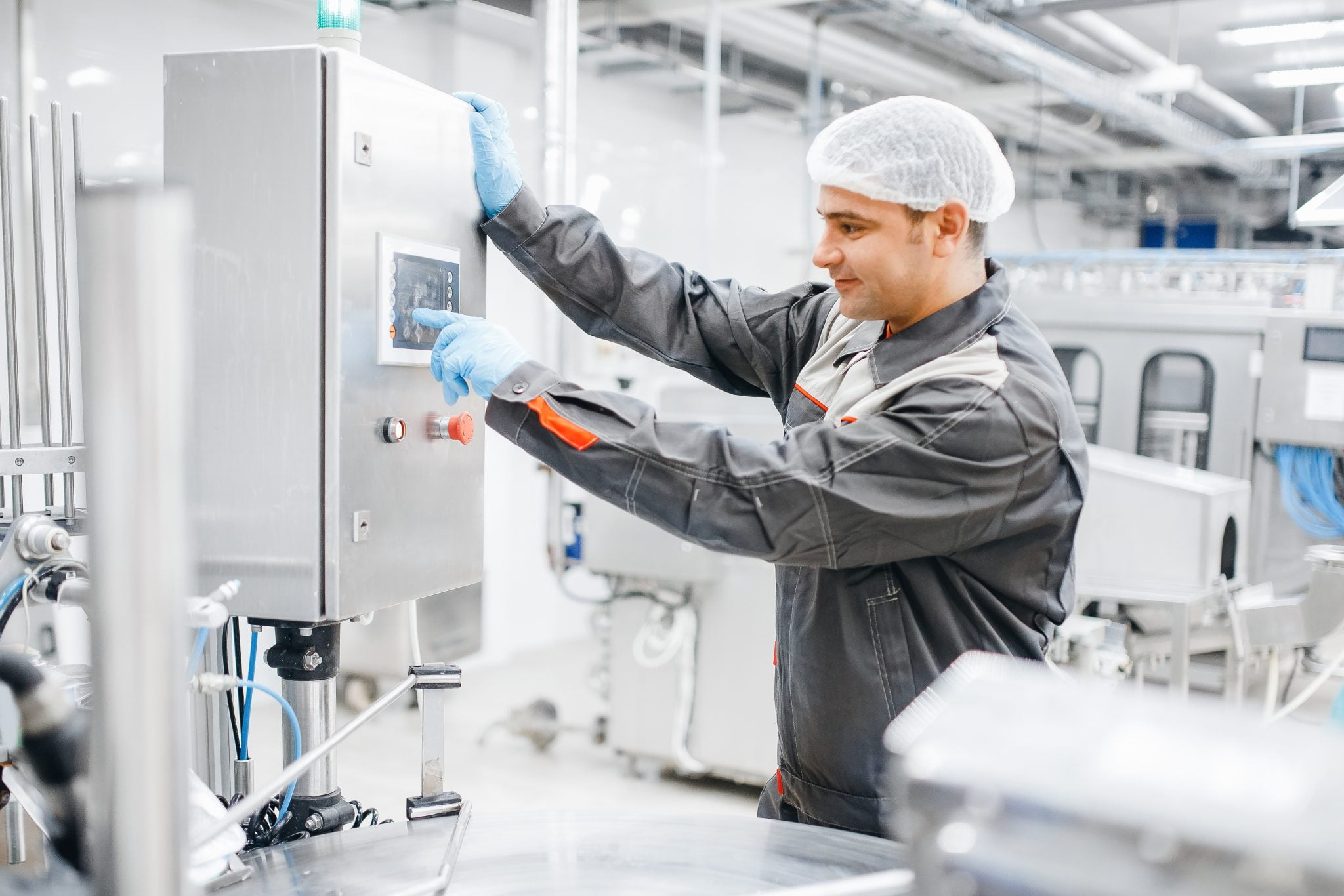 ¿Cómo llevar a cabo el control de calidad en la industria?